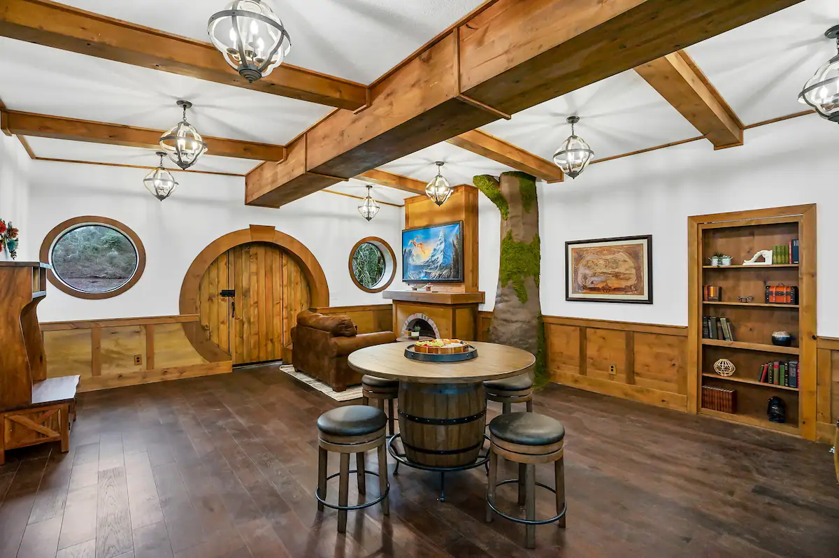 Places To Stay in Oregon | Oregon Tails